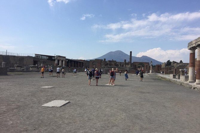 Pompeii and Sorrento Day Trip from Naples - Exploring the Ruins of Pompeii: History and Insight