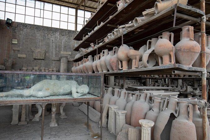Pompeii and Vesuvius Tour with Pickup - Key Points