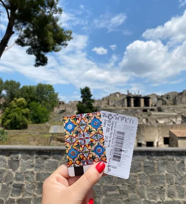 Pompeii: Entry Ticket with Book - A Closer Look at the Pompeii Experience