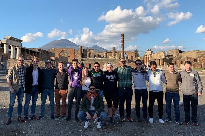 PompeiI Exclusive Tour with your Archaeologist in a Small Group - Key Points