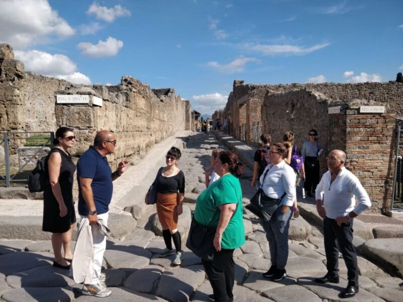 Pompeii Guided Tour with Archeologist - Key Points