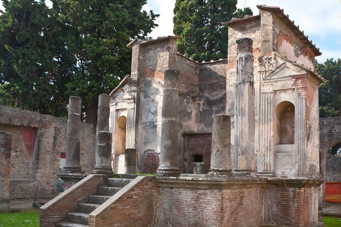 Pompeii Guided Walking Tour with Ticket - Exploring Pompeii: What to Expect