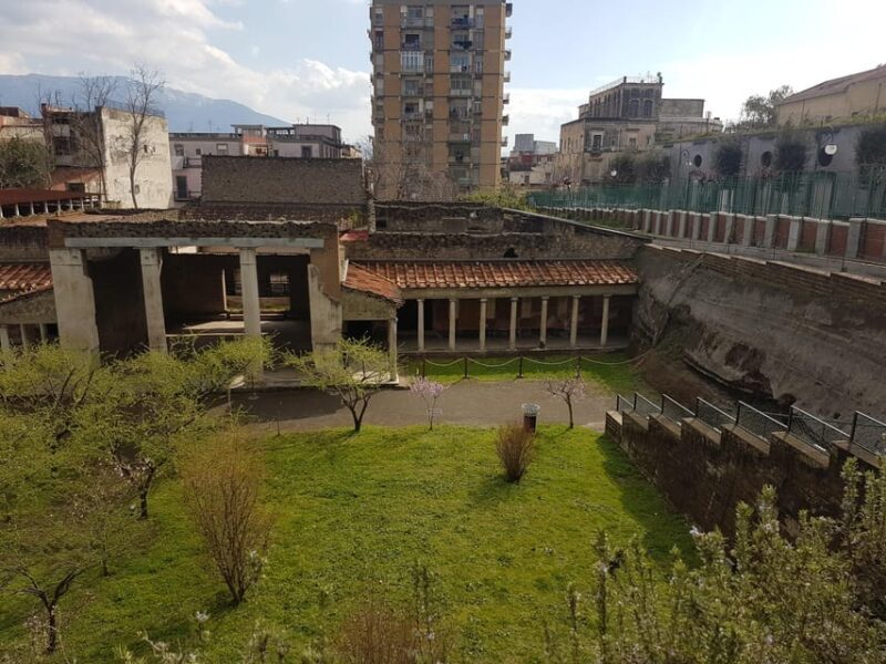 Pompeii: Oplontis Small Group Tour with an Archaeologist - The Itinerary in Detail: What Youll See and Why It Matters