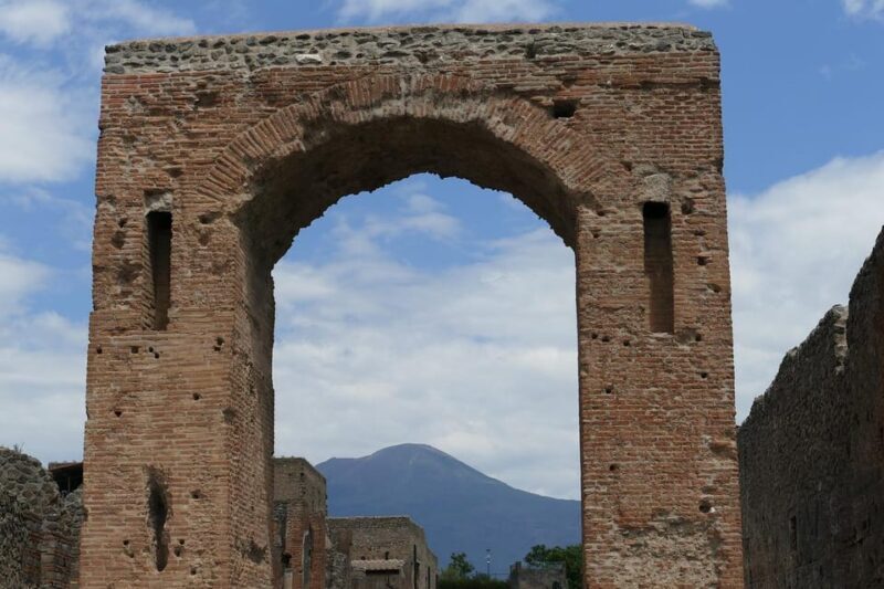 Pompeii Private 5 hours Tour from Sorrento - Key Points