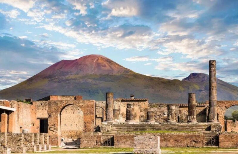Pompeii: Private and Personalized Tour with archeologist - Practical Details and Tips
