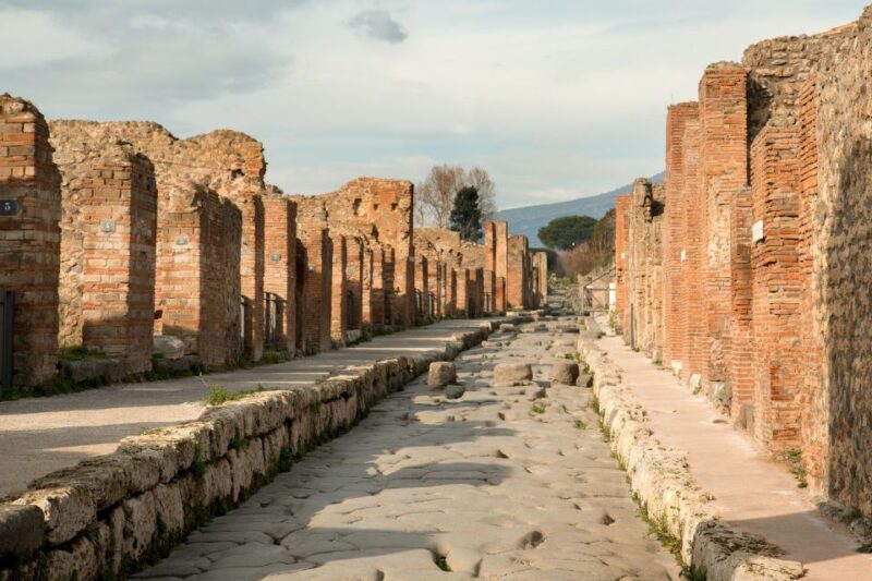 Pompeii: Private and Personalized Tour with archeologist - Who Should Consider This Tour?