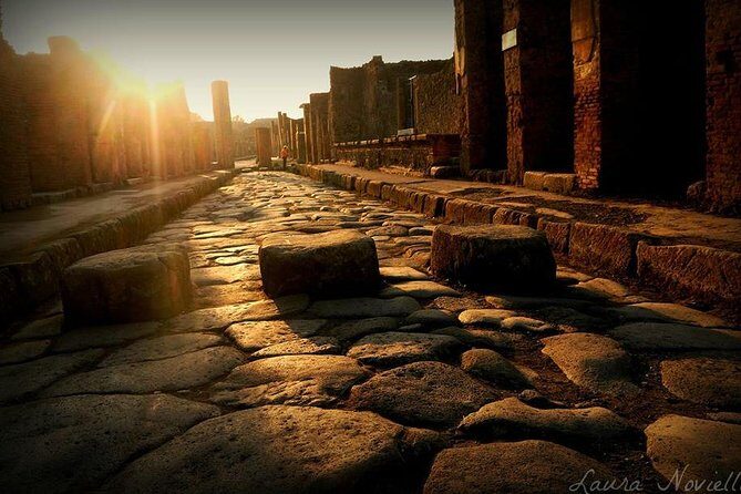 Pompeii private small group tour - 4 hours including transfers - The Itinerary in Detail