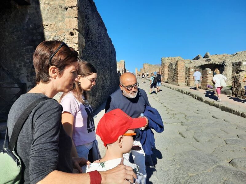 Pompeii Private Tour for Kids and Their Families - Breakdown of the Itinerary