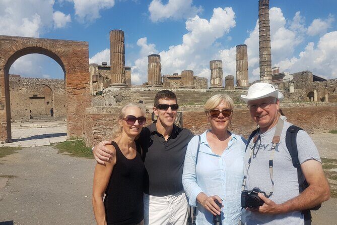Pompeii ruins and Archaeological Museum private tour from Rome - A Closer Look at the Itinerary