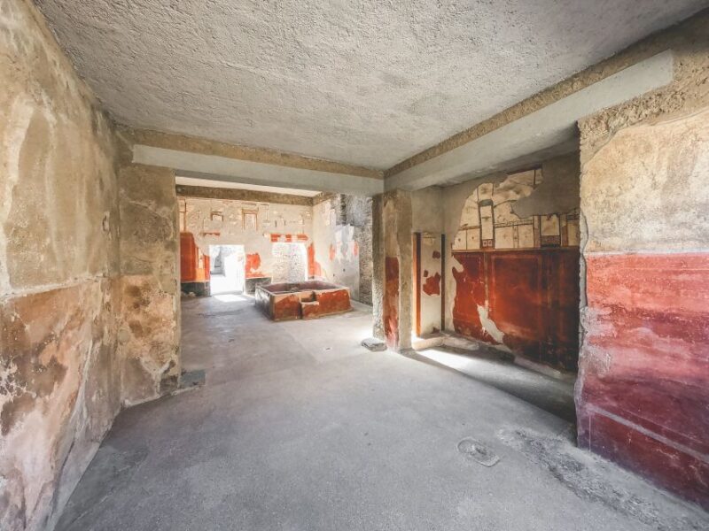 Pompeii: Ruins Tour and Mount Vesuvius Horseback Ride - Exploring Pompeii: A Window into Ancient Life