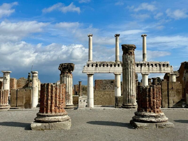 Pompeii: skip the line ticket + guided group tour - Key Points