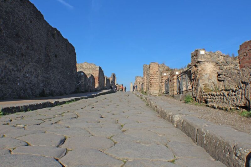 Pompeii: Skip-the-Line Tickets and Tour with Archaeologist - Authentic Experiences and Testimonials