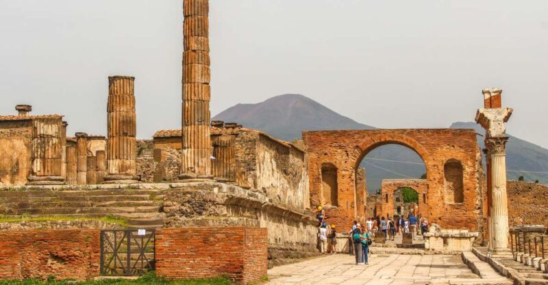 Pompeii: Small Group Guided Tour and Skip-the-Line Ticket - Analyzing the Cost and Overall Value