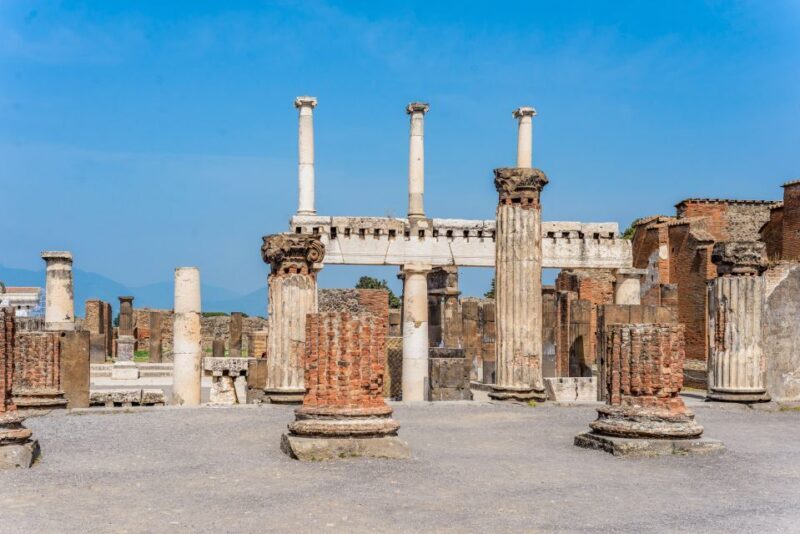 Pompeii: Small Group Tour with an Archaeologist - FAQ
