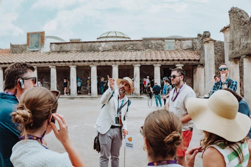 Pompeii small group tour with an Archaeologist for 15 people - Practical Details and Tips