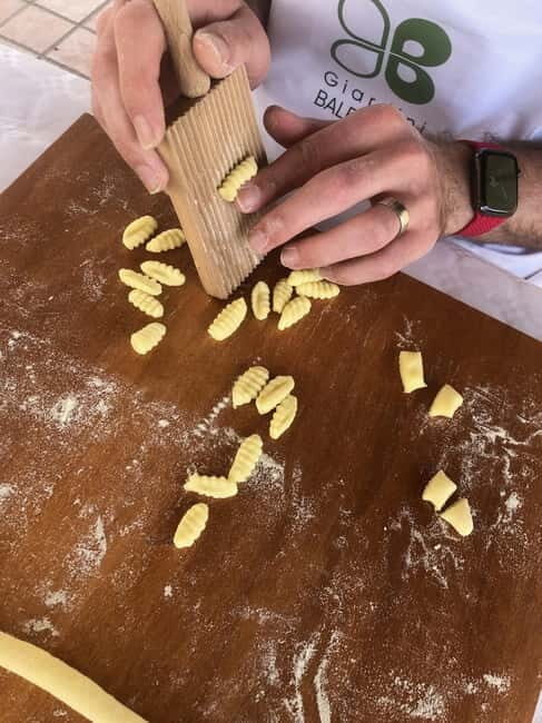 Pompeii: Tour of the Archaeological Excavations and Fresh Pasta Cooking Class - Authenticity and Value