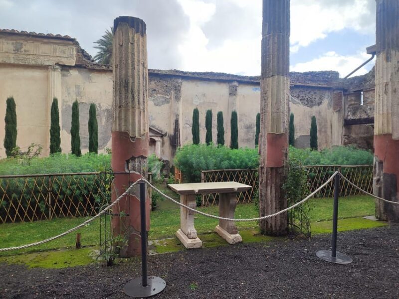 Pompeii: two hours walking Tour - The Highlights & Why They Matter