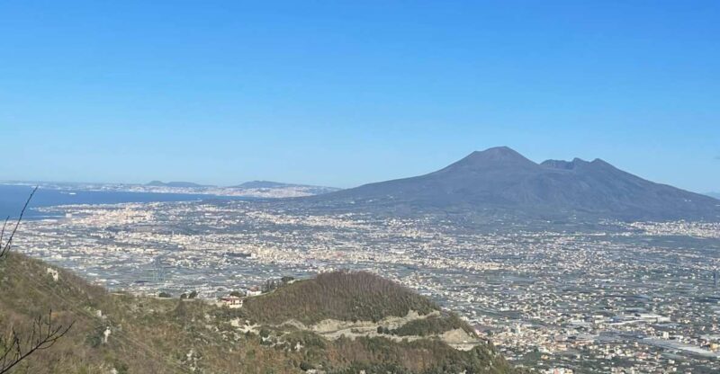 Pompeii-Vesuvius with Lunch from Amalfi Coast All inclusive - Starting Point: Ease and Convenience