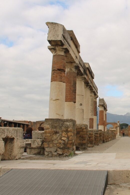 Pompeii Wheelchair Accessible Private Tour - A Deeper Look at the Pompeii Wheelchair-Friendly Tour