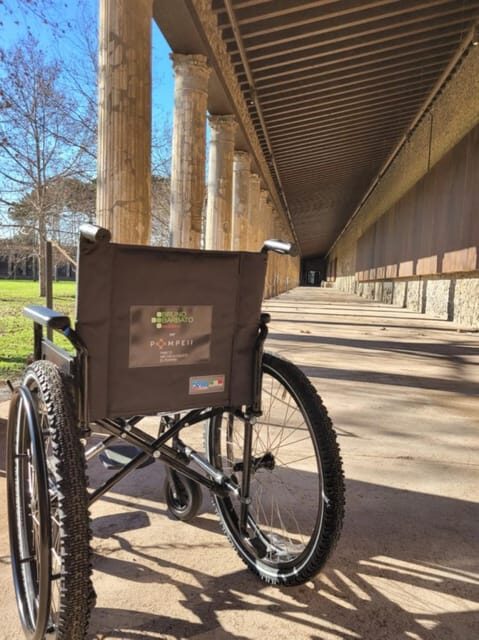 Pompeii: Wheelchair-accessible Private Tour with a Guide - Key Points