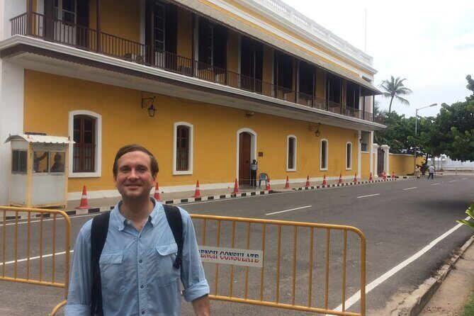 Pondicherry in a day from Chennai to experience french legacy - Promenade and Gandhi Statue: Coastal Breeze and Reflection