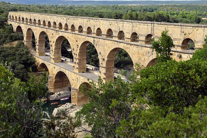 Pont du Gard to Villeneuve Les Avignon & Châteauneuf du Pape wine private tour - FAQs