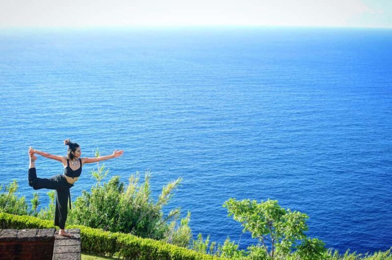 Ponta Delgada: Group & Private Yoga Classes - An In-Depth Look at the Yoga Experience in Ponta Delgada