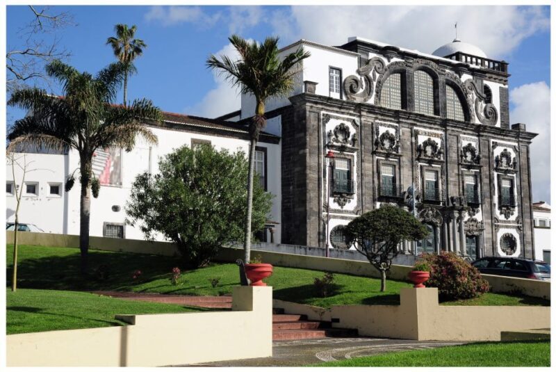 Ponta Delgada: Historical Walking Tour - Exploring Ponta Delgada: A Deep Dive into the Tour