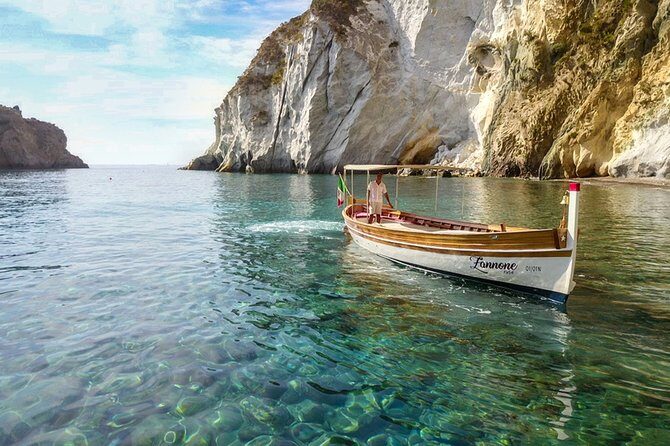 Ponza, boat trip on board the Zannone 1954 - An Honest Look at the Ponza Boat Trip on the Zannone 1954