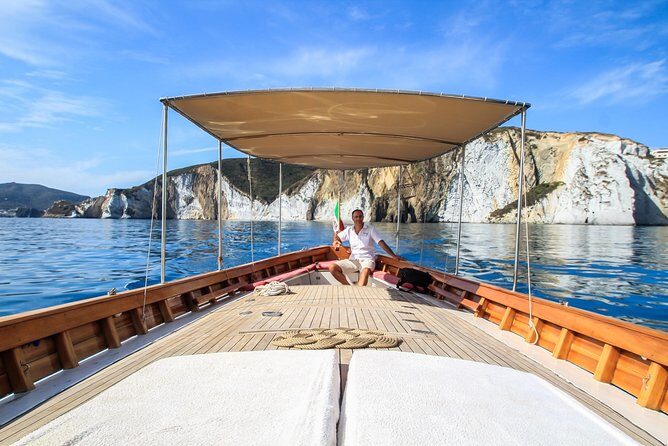 Ponza, boat trip on board the Zannone 1954 - FAQ: Your Practical Questions Answered