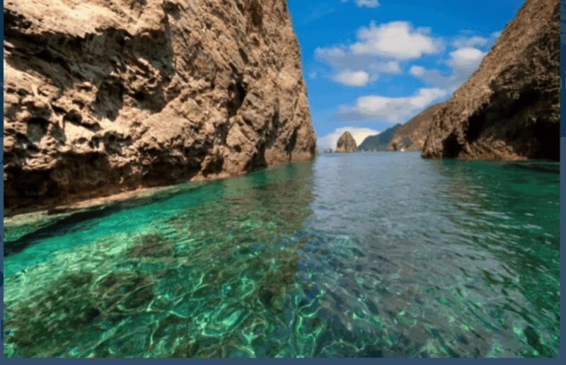 Ponza/Palmarola boat tour with lunch on board - Key Points