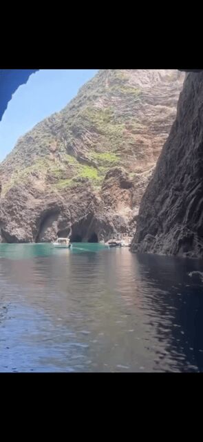 Ponza/Palmarola boat tour with lunch on board - FAQs