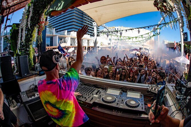 Pool Party VIP Experience with Private VIP Host in Las Vegas - Key Points