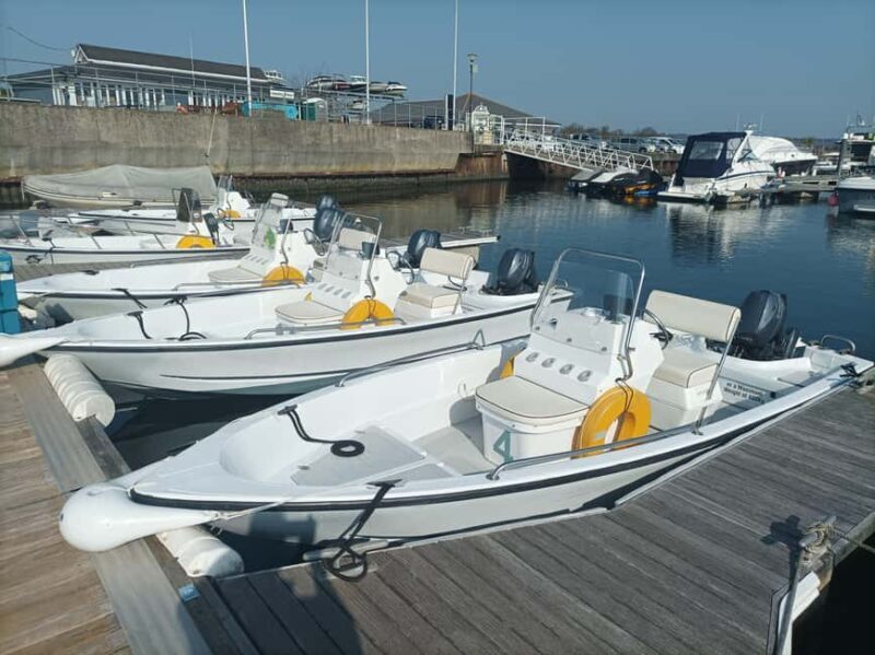Poole Harbor: 2, 3, 4, 6, or 8-Hour Boat Rental Service - Why Choose the Poole Harbour Self-Drive Boat Experience?
