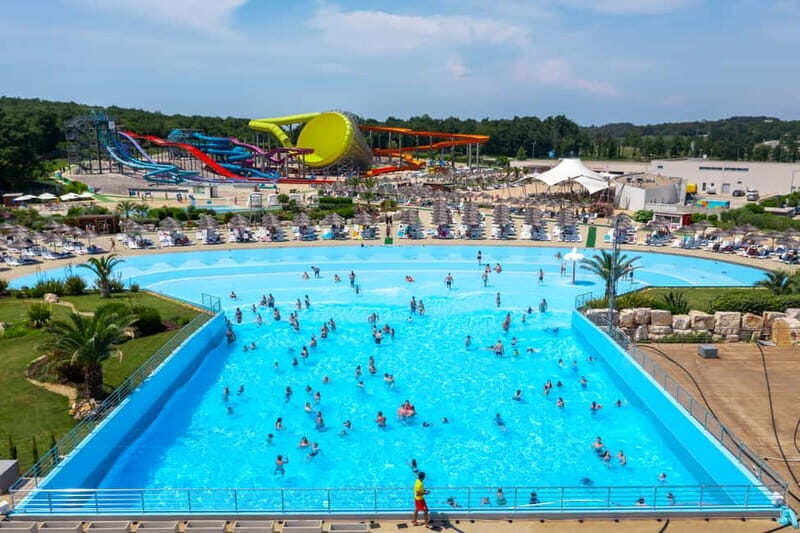 Pore: Aquapark Aquacolors Full-Day Entry Ticket - Key Points