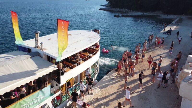 Pore: Boat Party Cruise with Drinks, DJ, and After-Party - What Is the Pore Boat Party Cruise Really Like?