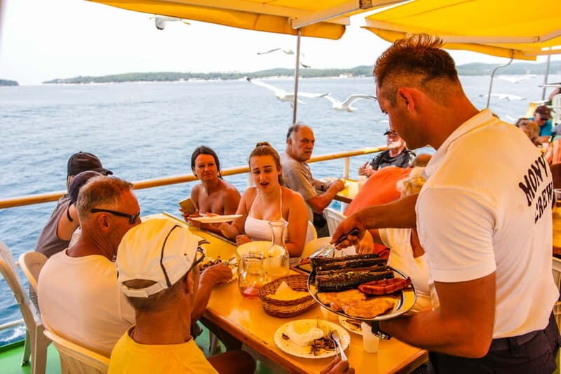 Pore: Day Trip to Rovinj & Lim Fjord - Starting Off at Porec Harbor: A Scenic Departure
