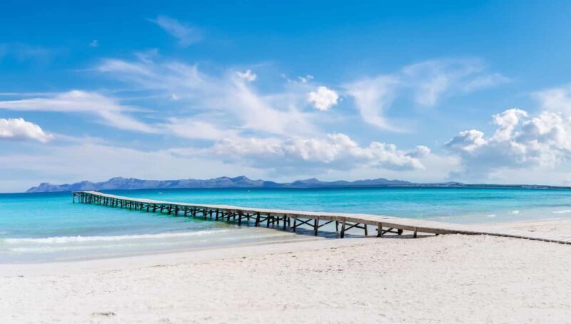 Port d'Alcudia: Yoga Pilates on the beach - Key Points
