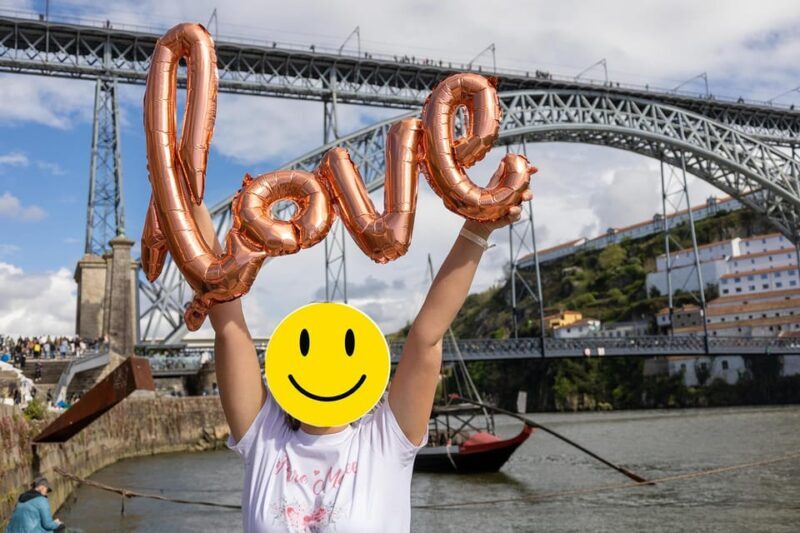 Port: Photo sessions in the city of Porto for groups or individuals. - What to Expect from Your Porto Photo Session