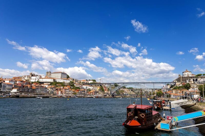 Port: Photo sessions in the city of Porto for groups or individuals. - FAQ
