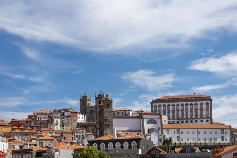 Port: Photo shoots in the city of Porto for groups or individuals. - A Handy Guide to Porto Photo Shoots with António Bahia