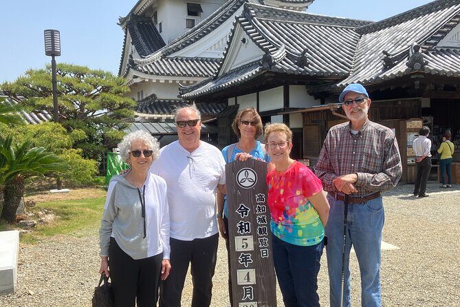 Port Pick-Up: Kochi Tour with Licensed Guide and Vehicle - FAQ
