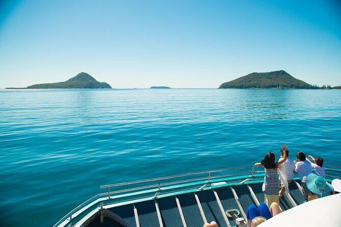 Port Stephens: Dolphin Discovery Cruise - A Scenic Harbour Cruise with a Purpose