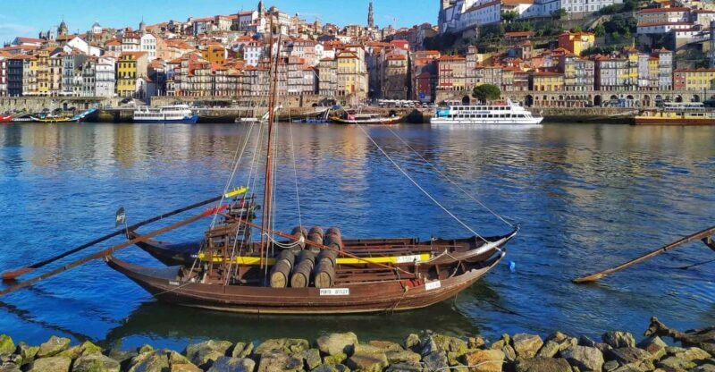 Port wine & wine walking tour with culture - max 8 pax - Scenic Riverside and Hidden Gems
