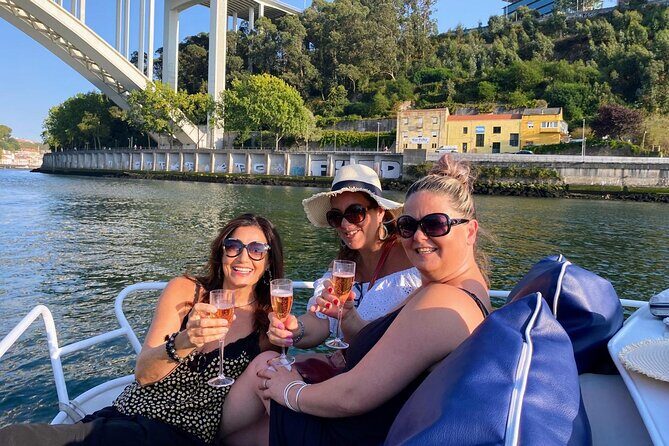Port:Douro private cruiser (only for you) 6 bridges/sunset - Introduction