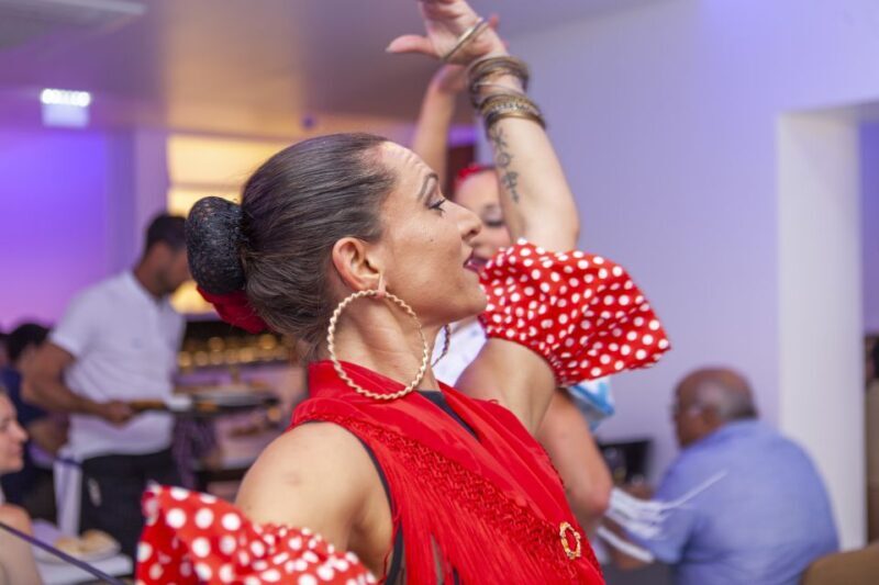 Portimão: Spanish Nights Sevillian Dance & Tapas Tasting - The Setting: A Regional Connection