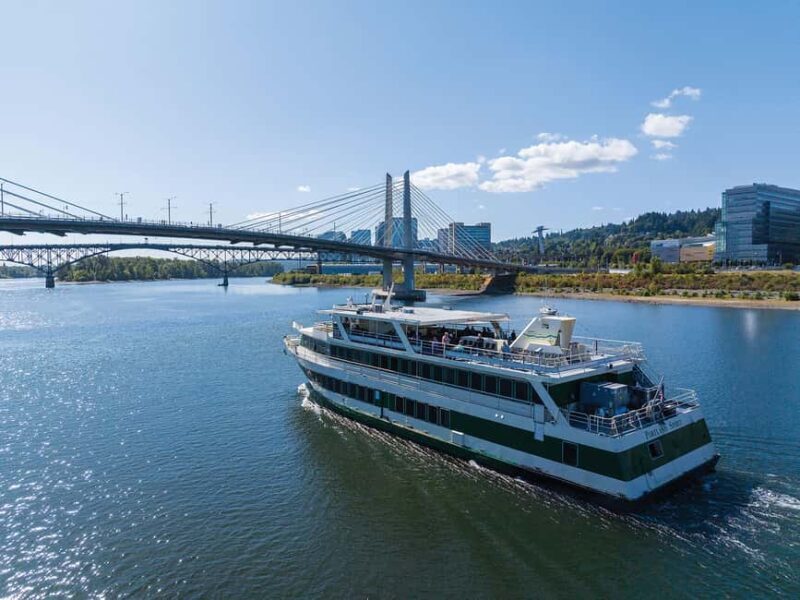 Portland: Brunch Cruise on Willamette River - An In-Depth Look at the Portland Brunch Cruise Experience