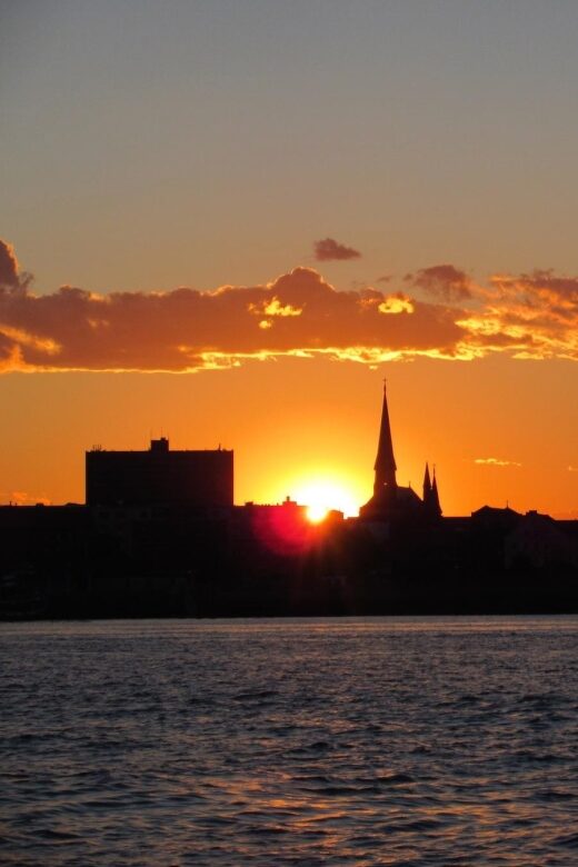 Portland: Casco Bay Sunset and Lighthouse Cruise - Value for Money
