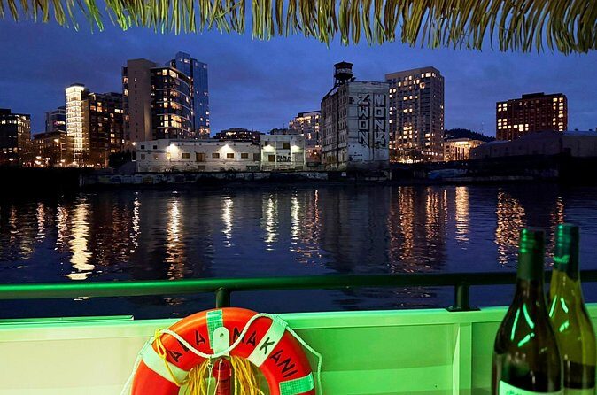 Portland City Lights and Tiki Nights 1 Hour River Cruise - Final Thoughts
