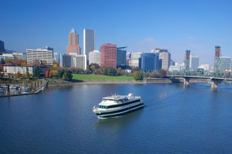 Portland: Happy Hour Sightseeing Cruise - An in-depth Look at the Portland Happy Hour Sightseeing Cruise